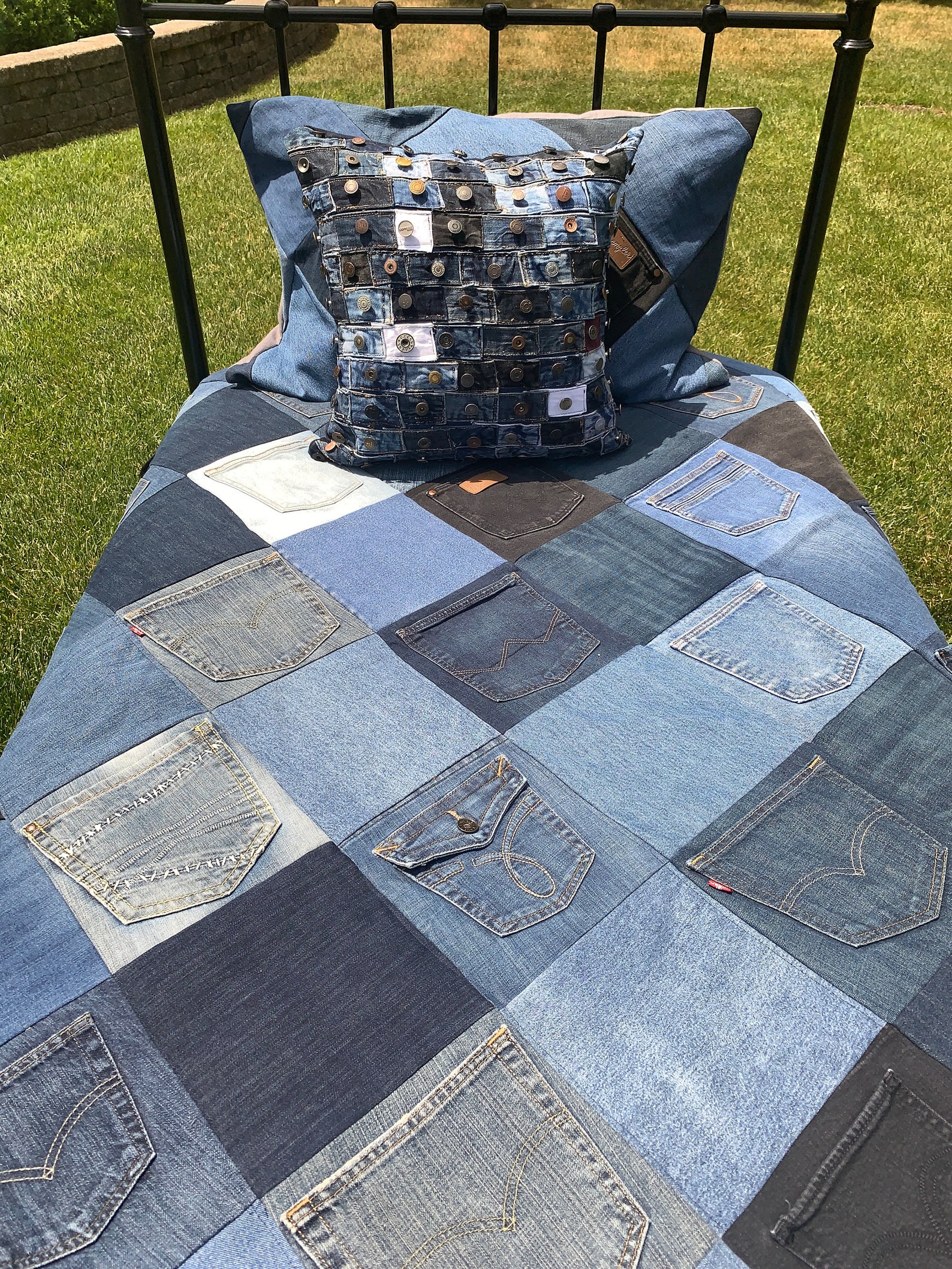 American Dream Jean Quilt & Sham W/ Varied Flannel Backings EVERY QUILT ...