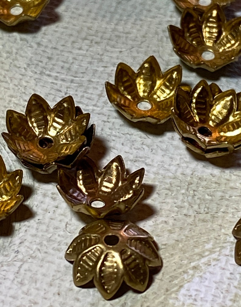 6 Textured Brass Bead Cap Stamping 8mmx3mm - Etsy