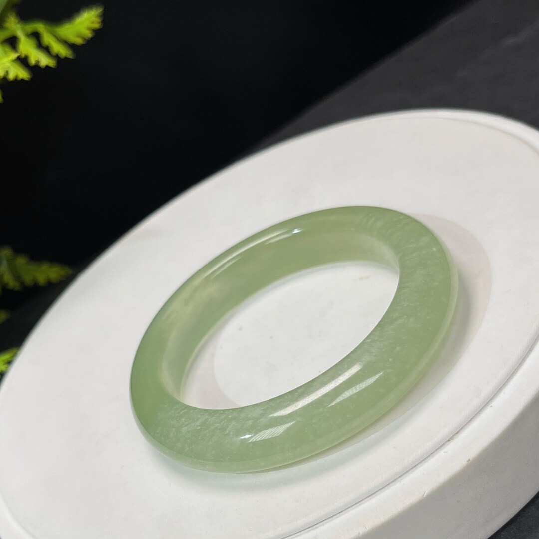 Exquisite Serpentine Jade Bangle 51MM Icy Lake Green Floating Snowflake ...