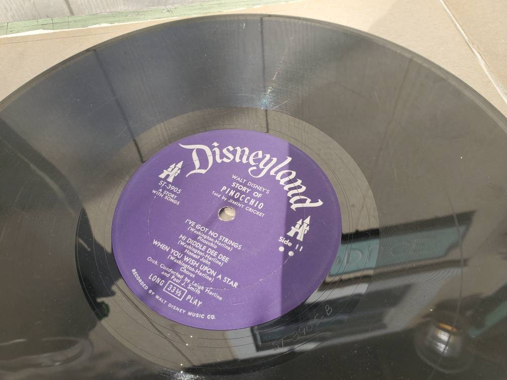Walt Disney's Pinocchio Magic Mirror Vintage Vinyl Record - Etsy