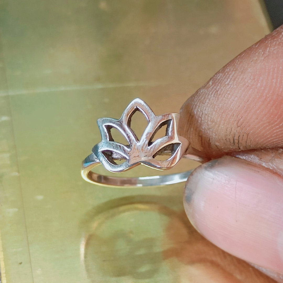 Lotus Flower Ring, Elegant Lotus Flower Ring, Lotus Symbol Ring ...