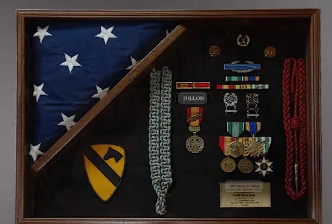 US Army Shadow Box 3 X 5 Memorial Flag Display Case/box ceremonial Army ...