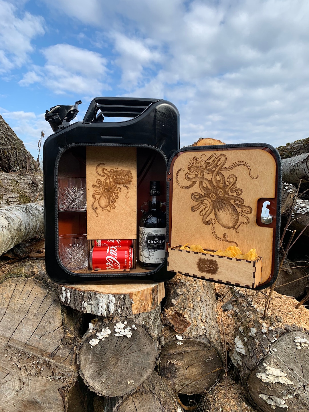 Kraken Rum Mini Bar/ Man Cave/ Party/service/gift/kraken Display Unit ...