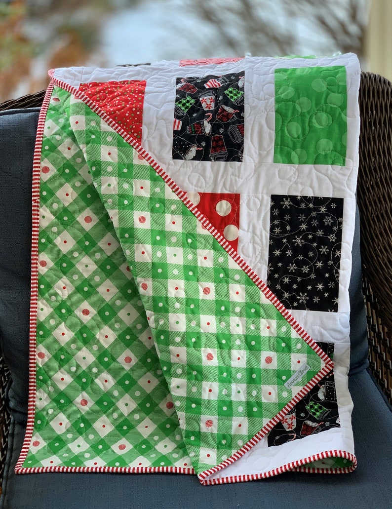 Holiday Cheer Quilt, Farmhouse Holiday Quilt, Coffee Lovers Quilt ...
