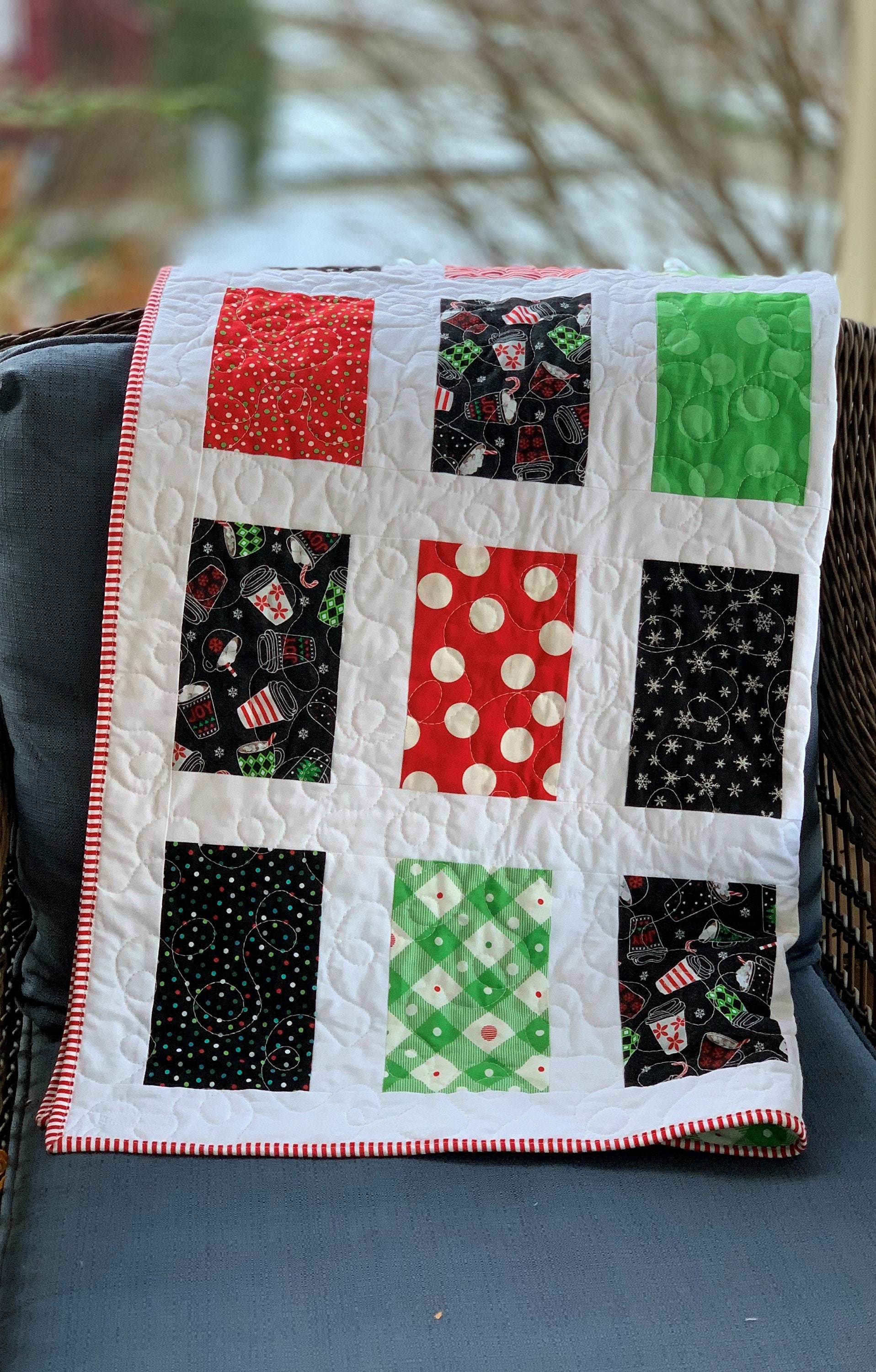 Holiday Cheer Quilt, Farmhouse Holiday Quilt, Coffee Lovers Quilt ...
