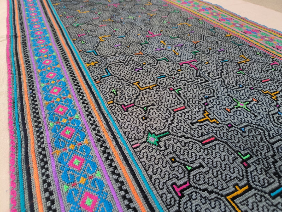 161x68cm Shipibo Tapestry - Etsy