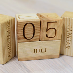 Wood Calendar German Wood Blocks Perpetual Calendar Table Desk ...