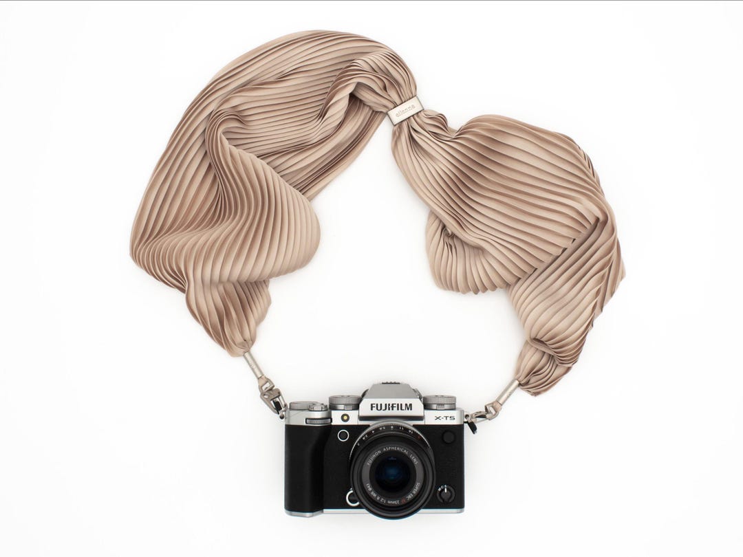 Camera Strap Made of Pleated Pastel Fabric With Carabiner - Handmade by ...