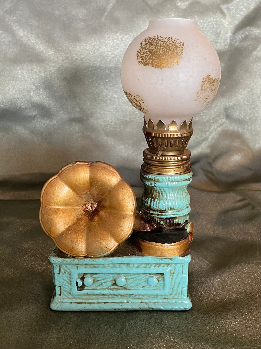 Vintage Miniature Morning Glory Horn Victoria Oil Lamp - Etsy