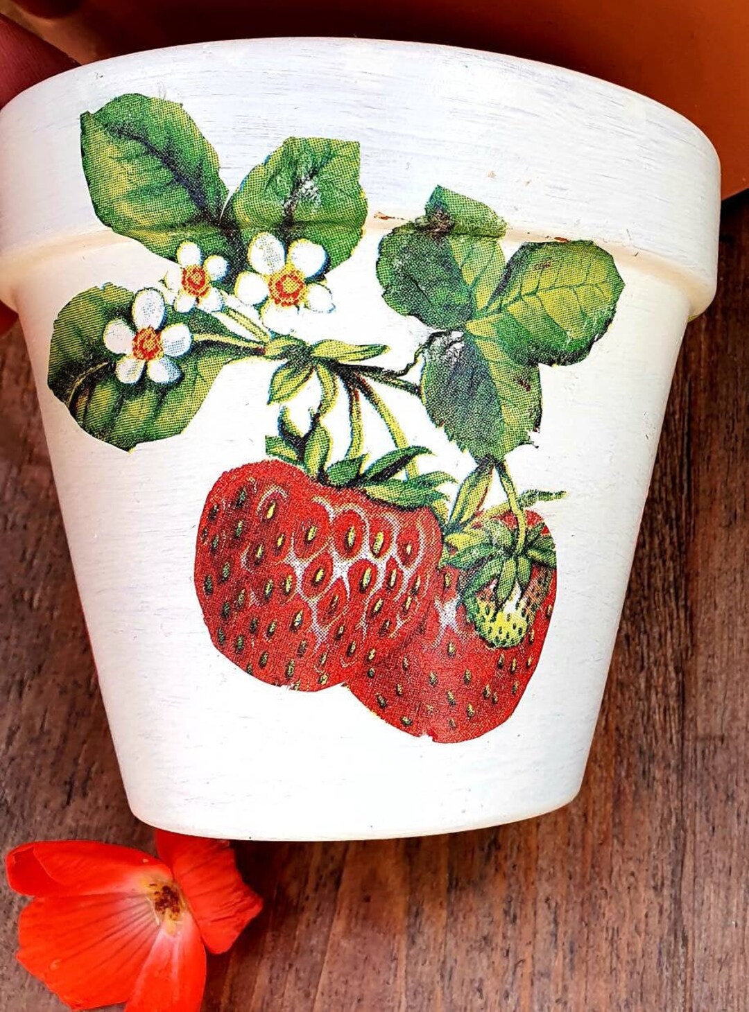 Decoupaged Clay Pot, Decoupaged Strawberry Pot, Garden Pot, Decorative ...