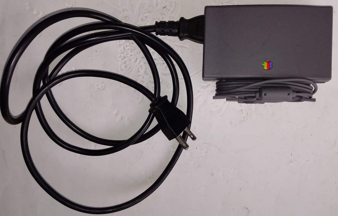 Applemac Powerbook Duo AC Adapter Apple Model M2693, Model: AA19200, 75 ...