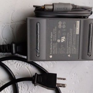 Applemac Powerbook Duo AC Adapter Apple Model M2693, Model: AA19200, 75 ...