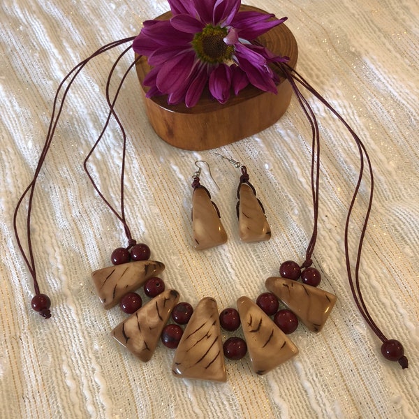 Tagua Nut Necklace - Etsy