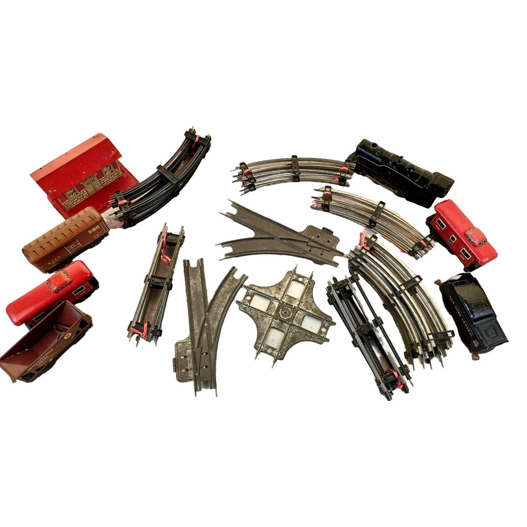 1950's MAR Tin Train Set Wind up W/key Locomotive 4 Cars Waiting Room ...