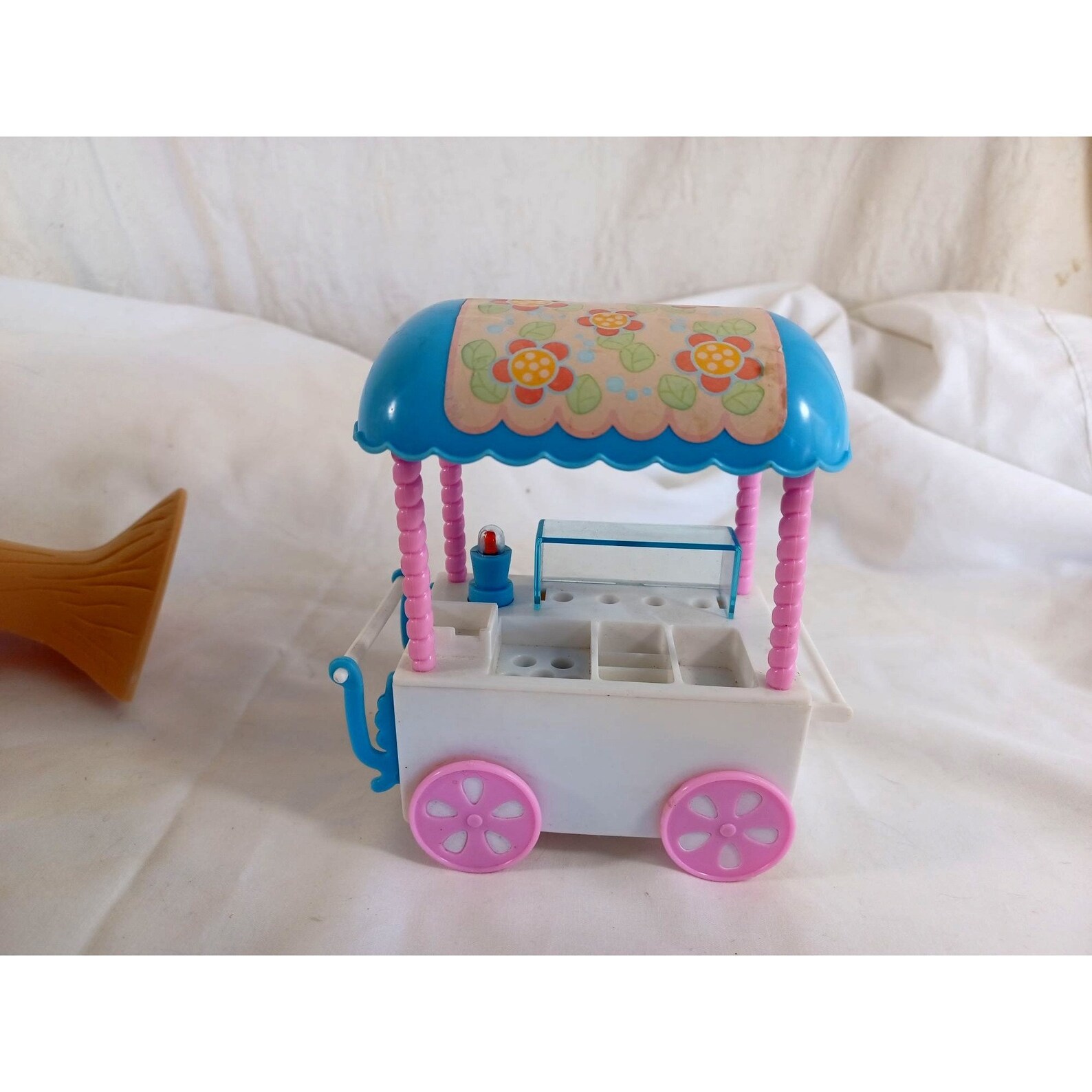 1990's Tiny Treehouse Car Ice Cream Wagon Food Cart Lot Shopkins ...