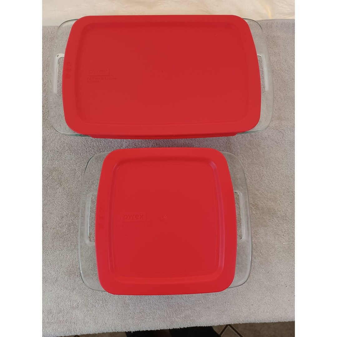 Set of 2 Pyrex Baking Dishes 3 Qt ~ 9"x13" & 2 Qt ~ 8"x8" Red Snap on ...