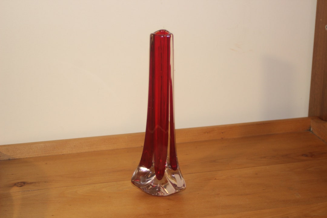 Whitefriars Ruby Red Tricorn Vase - Etsy