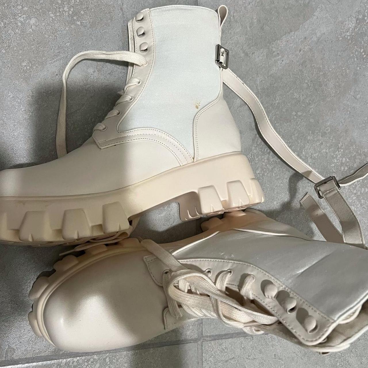 Lugg Sole Cargo Bots in Beige - Etsy