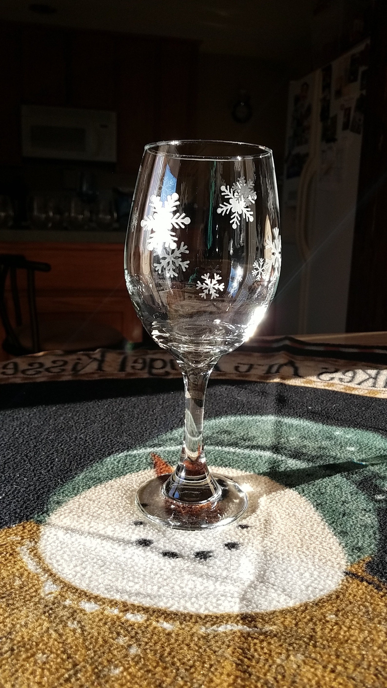 Snowflake Etched Wine Glass, Winter, Holidays, Christmas Wine Glasses ...