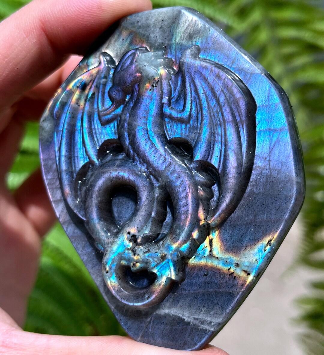 Hand Carved Labradorite Wolf/shiny Polished Labradorite /jewelry/chakra ...