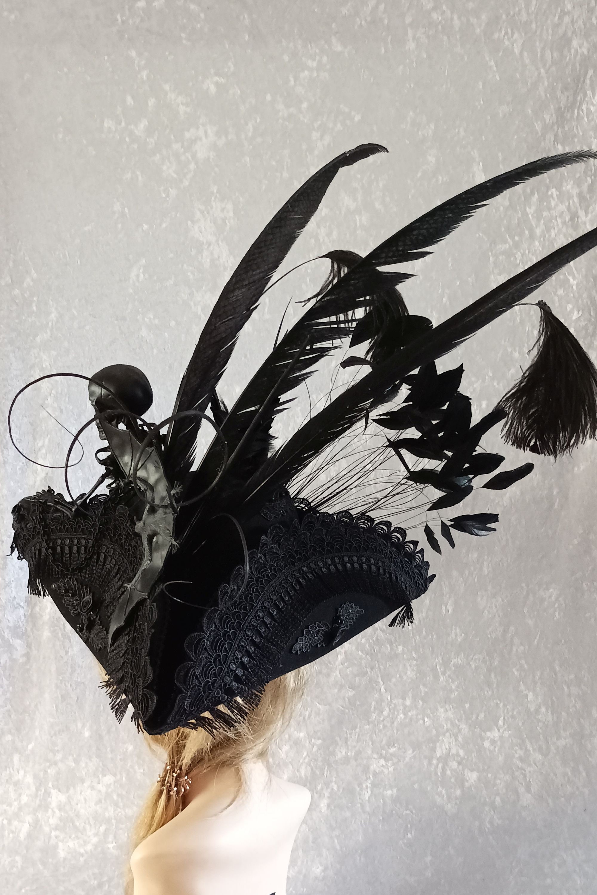 Gothic Hat, Dreispitz, Tricorn Hat, Skull, Crow, Batman, Feather Hat ...