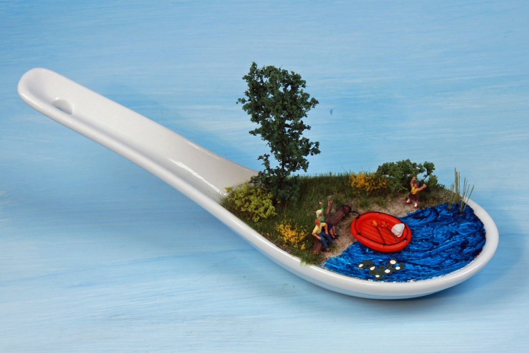 Miniature, Spoon With the Inflatable Boat at the Lake, 1:160 - Etsy