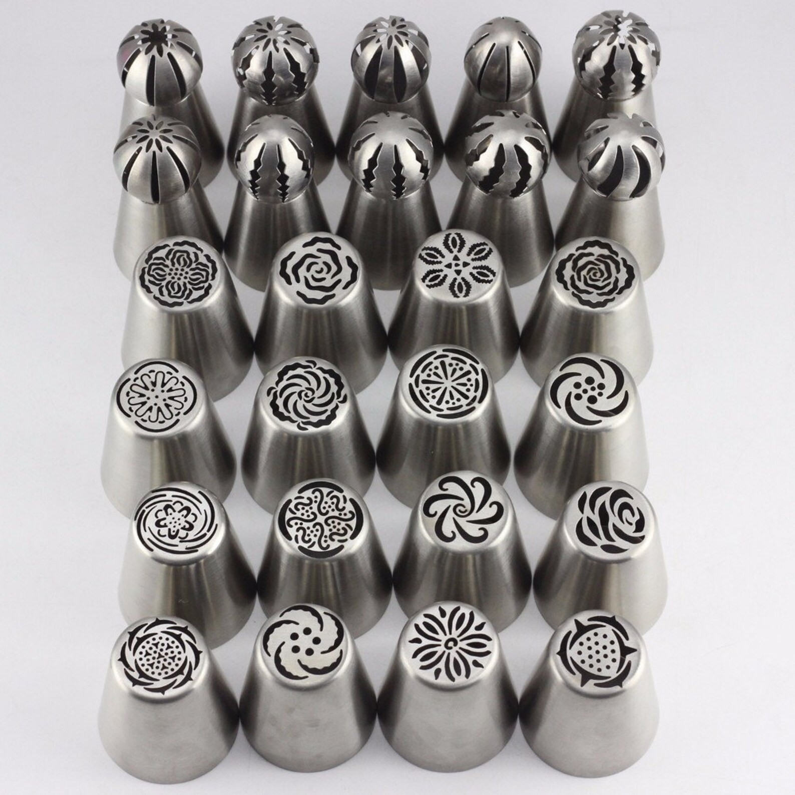 Large Set of Icing Tools Piping Bags Icing Tips Nozzles 88 Pcs Coupler ...