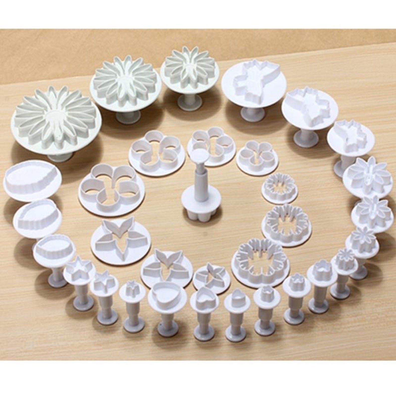Plunger Cutters Set of 33 Pieces Flowers Leaves Butterfly Hearts ...