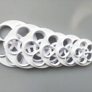 Rose Cutters Flower Cutter Fondant Roses 6 Pieces Set Plastic Fondant ...