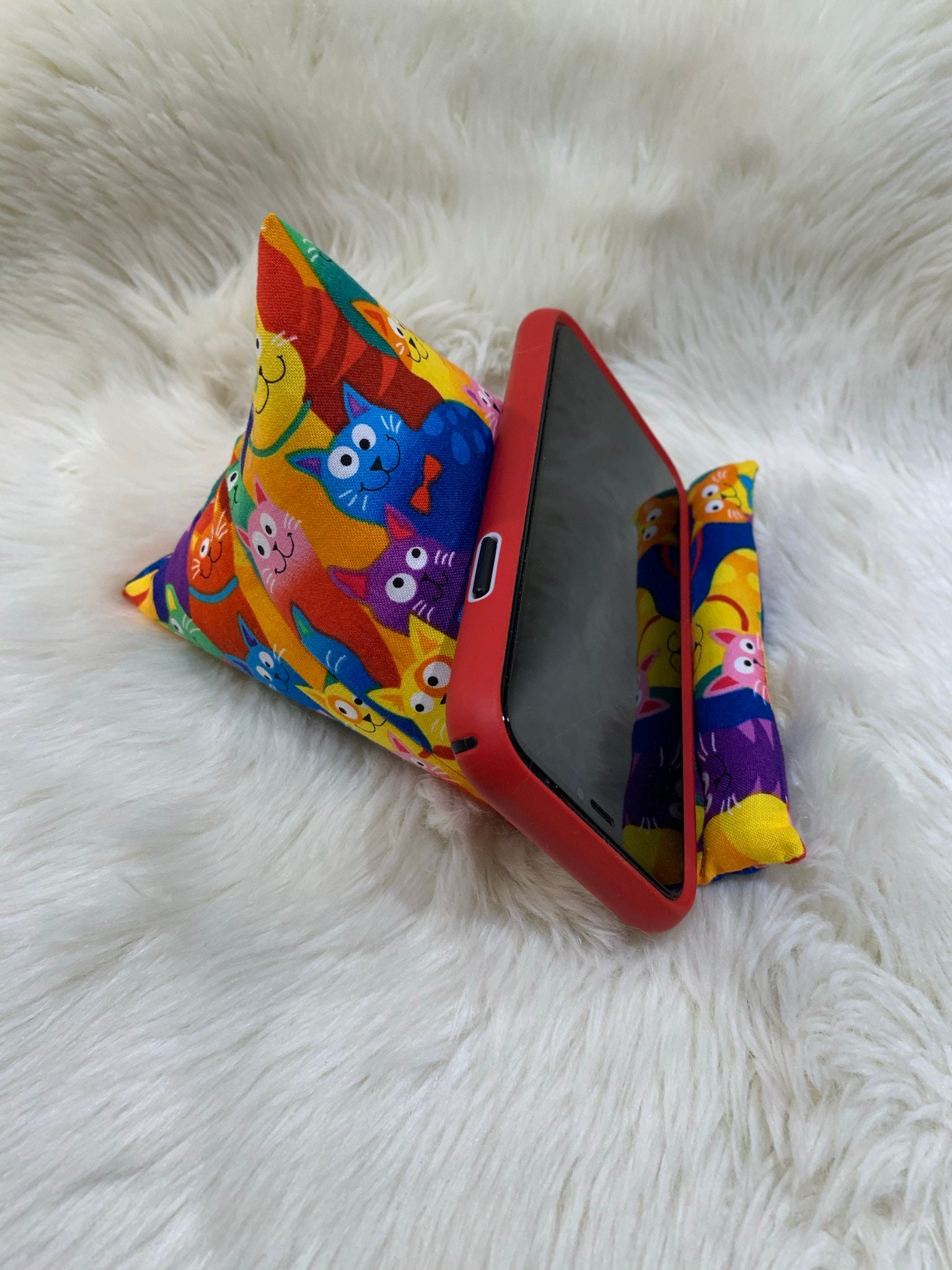 Handykissen / Handysitzsack / Handy-Halter / Sitzsack für Smartphone ...