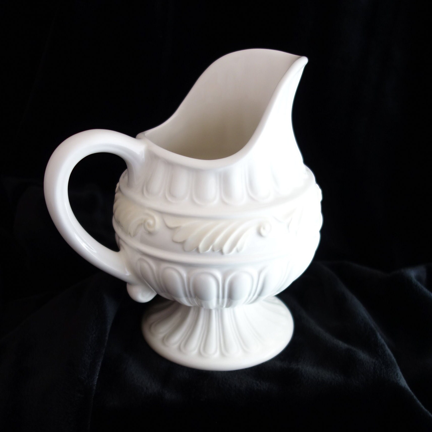 Lenox Butler's Pantry Mini Pitcher Creamer, Lenox Gravy Boat, Gravy ...