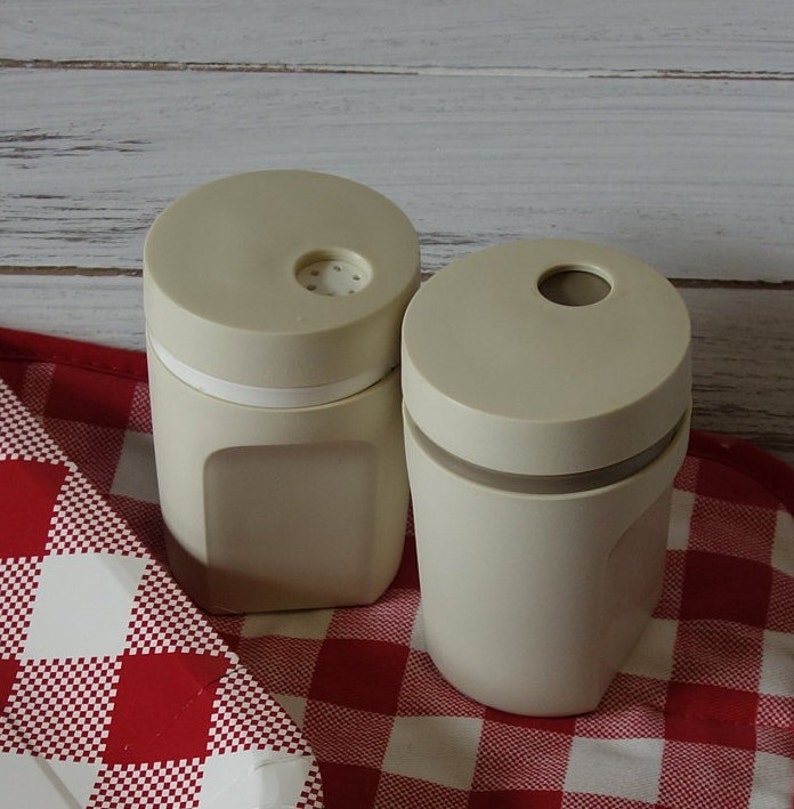 Retro Tupperware Salt Pepper Set, Plastic Shakers for Picnics, RV ...