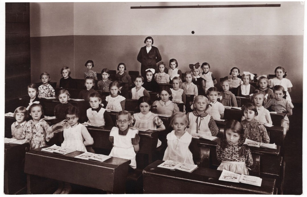 1920's SCHOOL CLASS Girls-only School, Antique Girl Photo, Croatia Ex ...