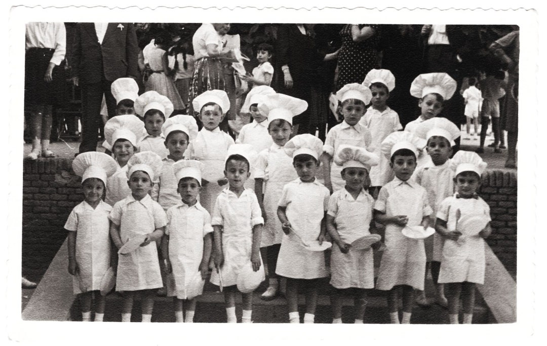 LOTS OF CHEFS! Vintage Photo Snapshot, Spain Kindergarten Carnival ...