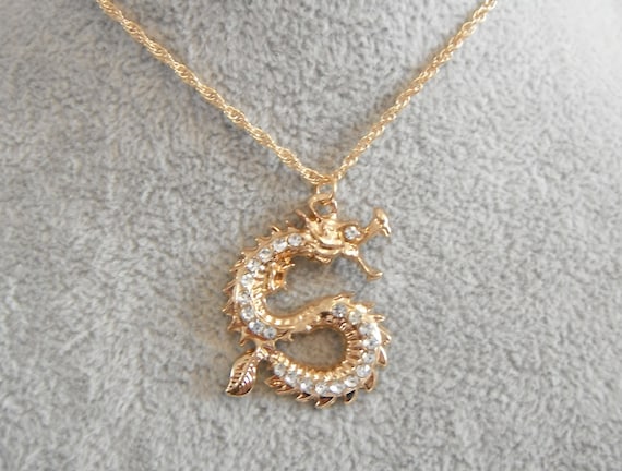 Etsy dragon necklace store
