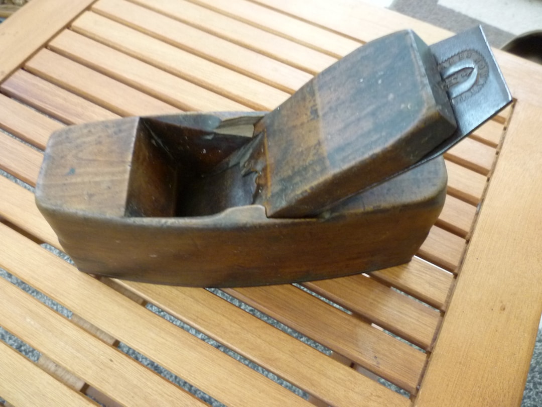 Vintage COFFIN Shaped SMOOTHING PLANE James Howarth Antique Wooden ...