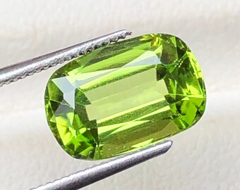 Paradigm gemstone store