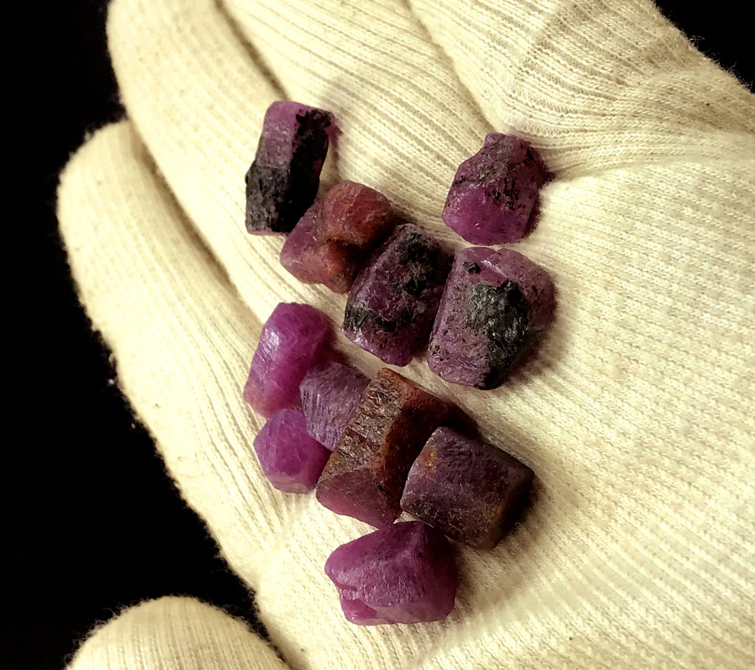 Ruby , Record Keeper Ruby Crystals Parcel - 36 Gram ~ 11 Pcs - Etsy