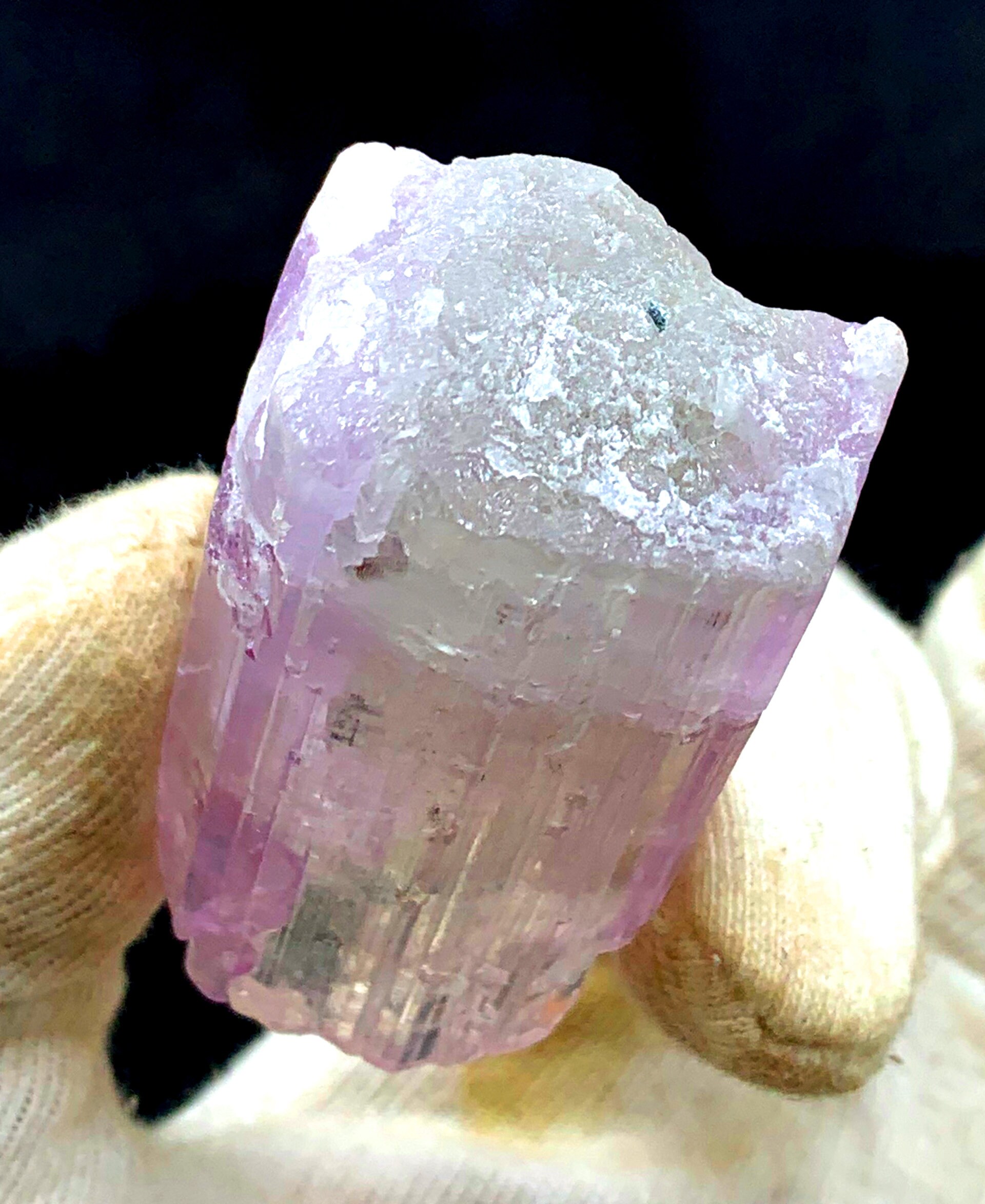 Bi-color Kunzite Crystal: Natural Faceting Grade (99 Gram, 64*32*33 Mm ...