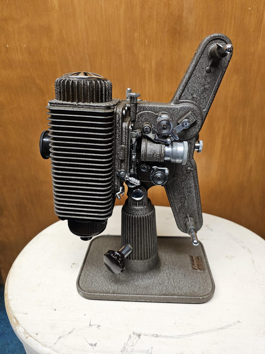 Revere Model 85 8mm Film Projector - for 5 Inch Reels - Etsy