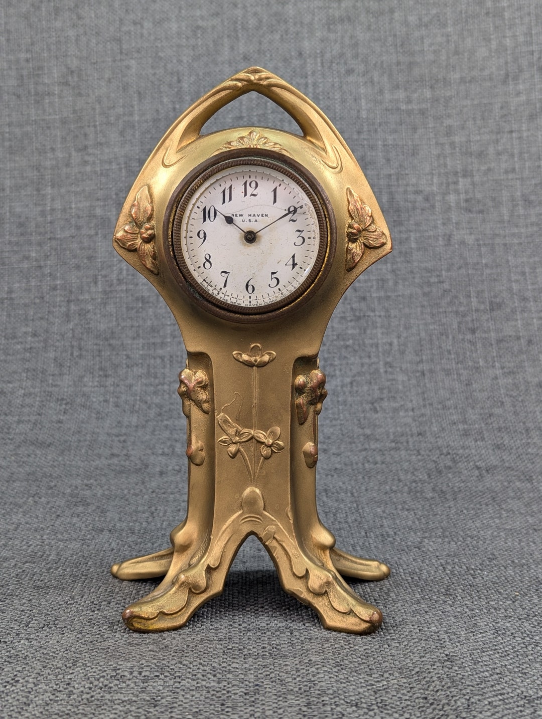 Antique New Haven Clock Co. Art Nouveau Cast Iron Desk/mantel Clock ...