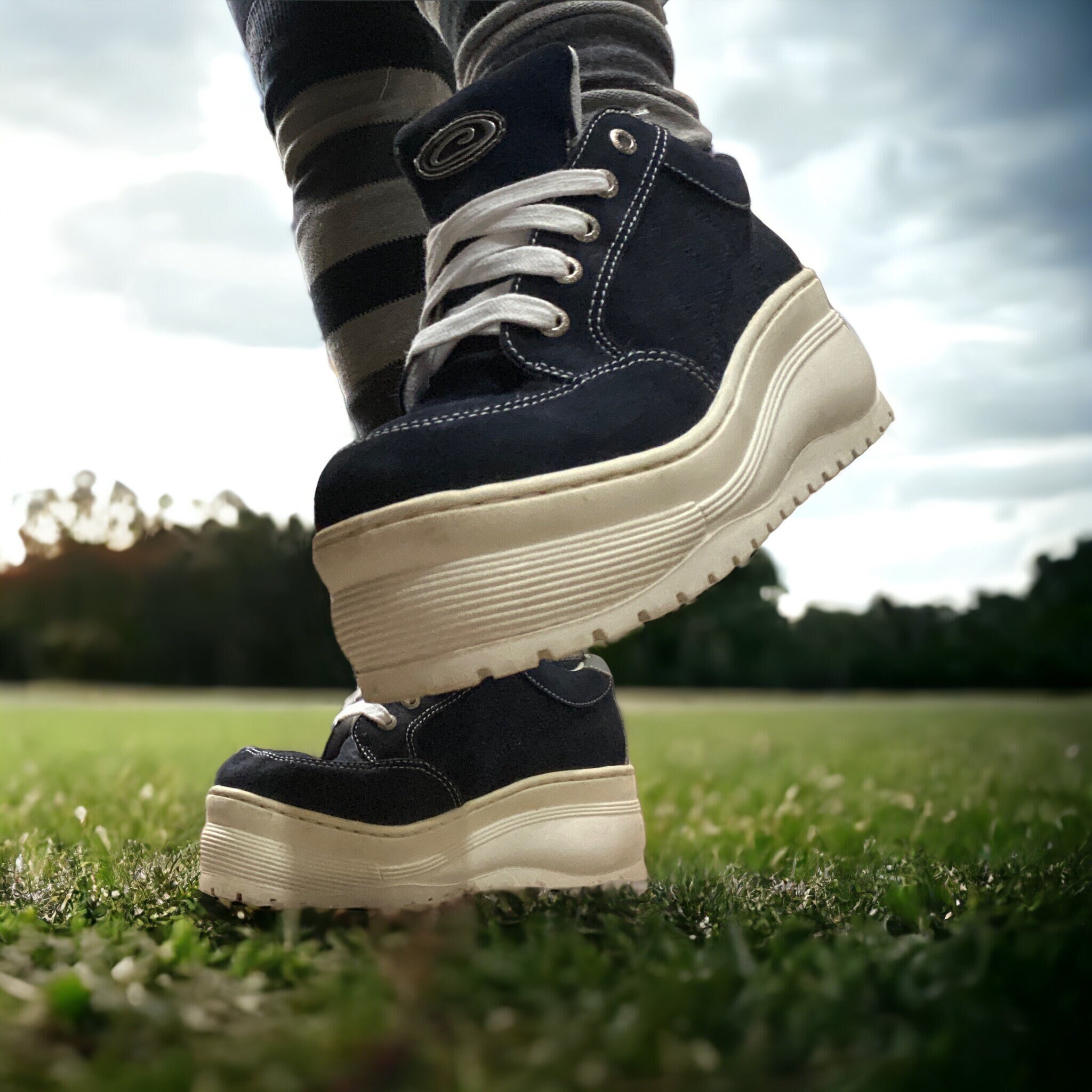 90s Platform Sneakers