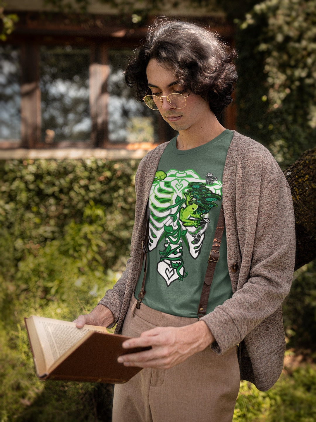 Aromantic Subtle Pride Ribcage T-shirt | Aro Clothes, Aromantic Pride ...