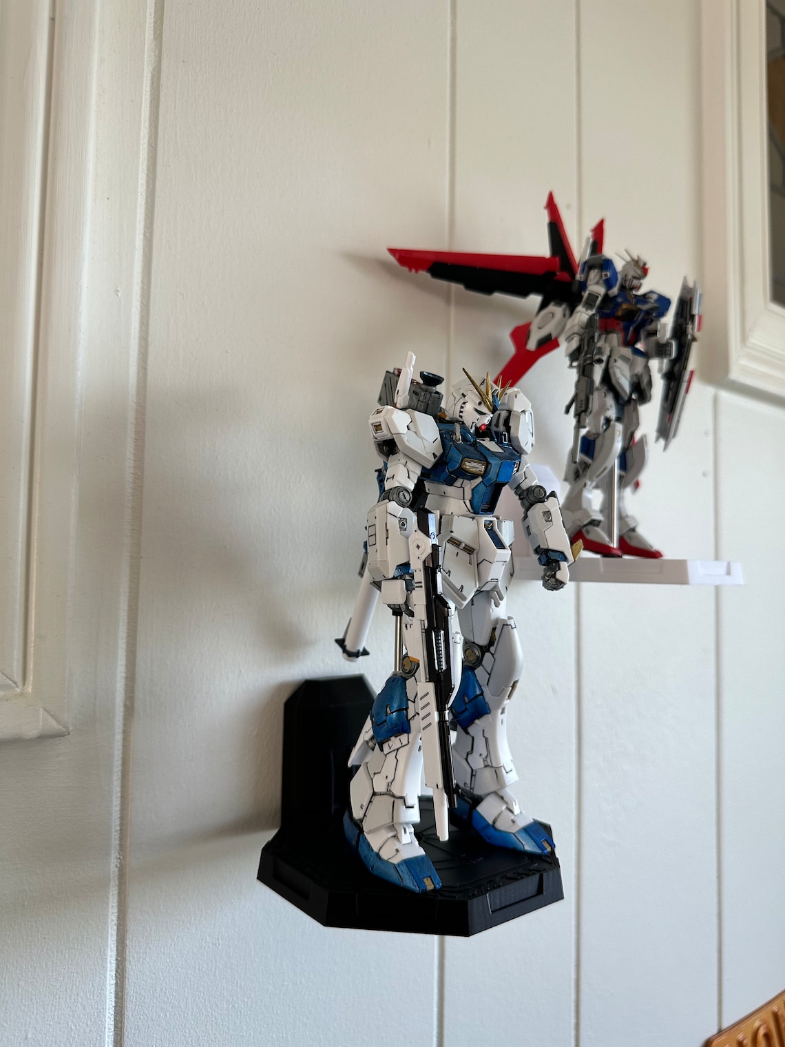 Gundam RG/HG 1/144 Scale Floating Display Shelf. Action Figure Stand ...