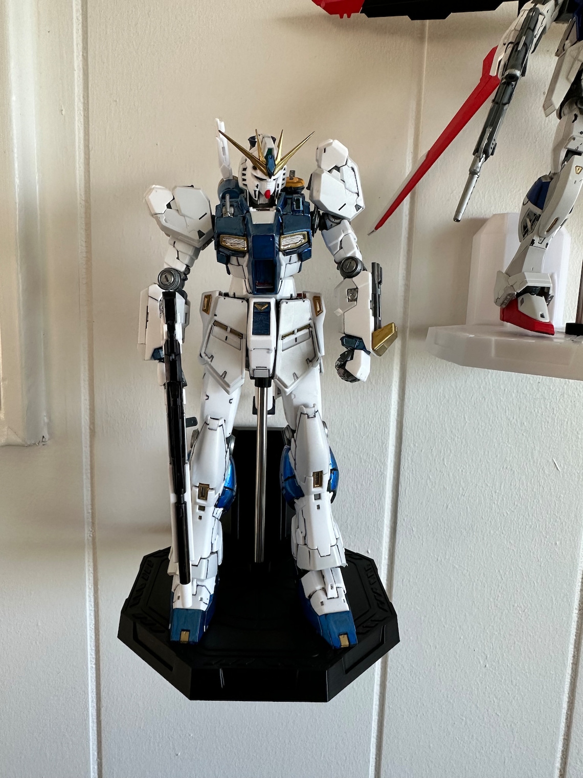 Gundam RG/HG 1/144 Scale Floating Display Shelf. Action Figure Stand ...