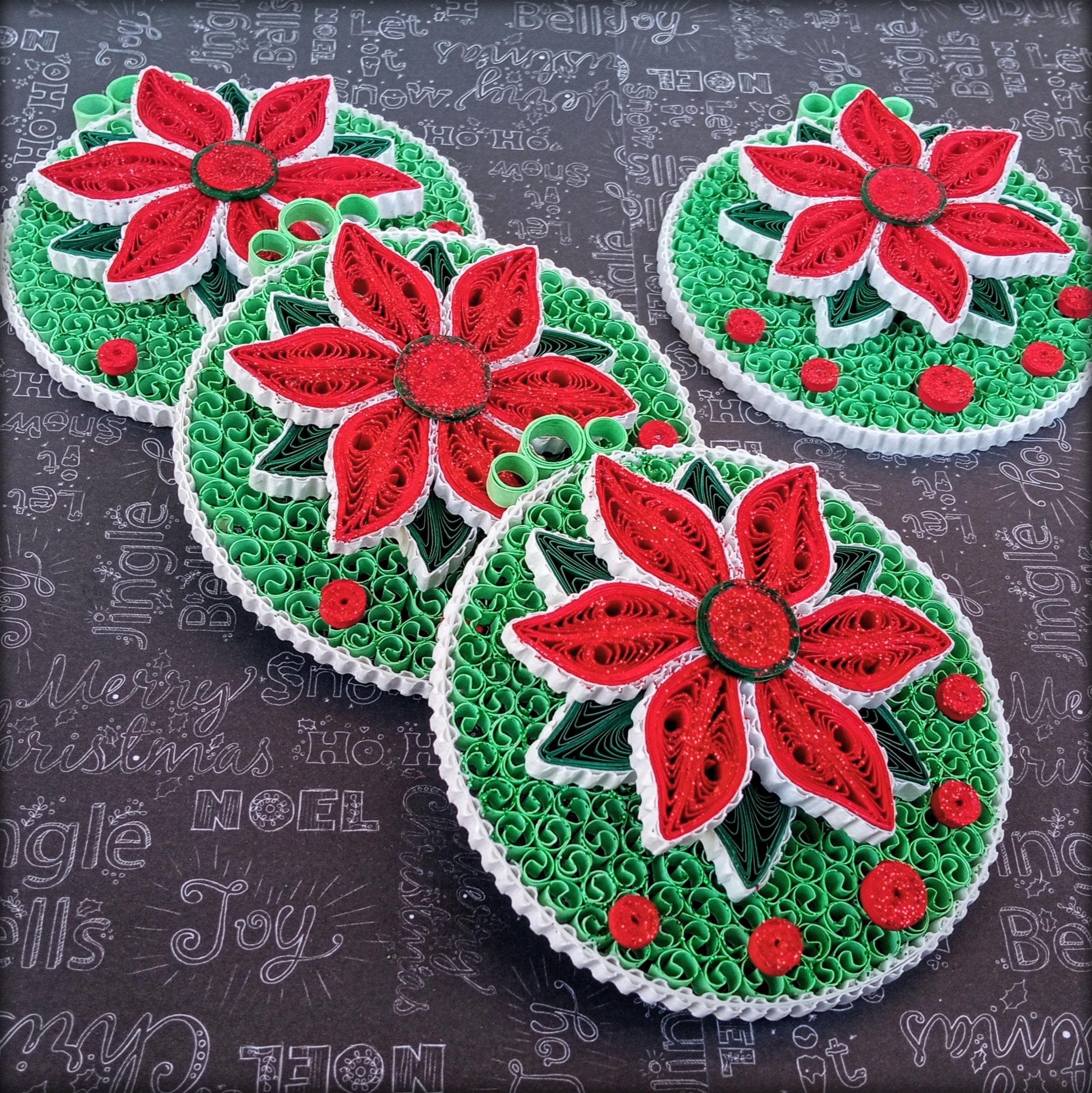 Quilling Ball-shaped Christmas Decoration Quilled Poinsettia Flower ...