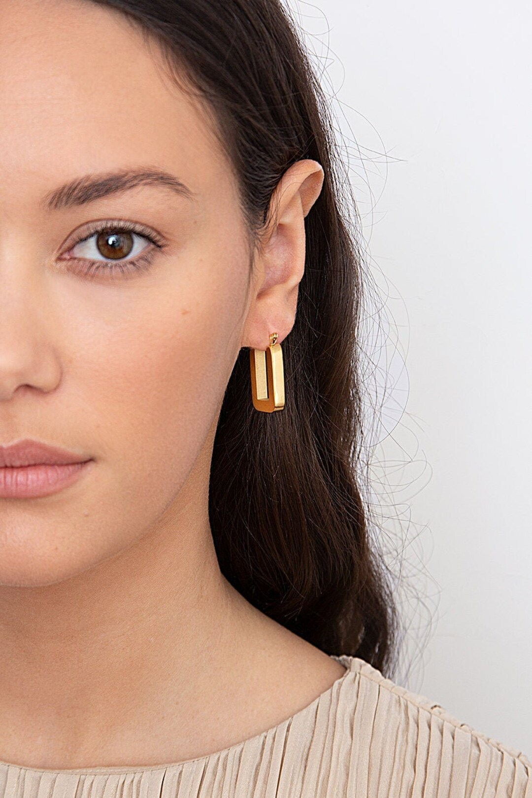 14K Gold Geometric Rectangular Hoops Gold Rectangular Hoop - Etsy