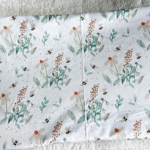 Bloom Little Wildflower Daisy Bedding, Newborn Baby, Changing Pad Cover ...