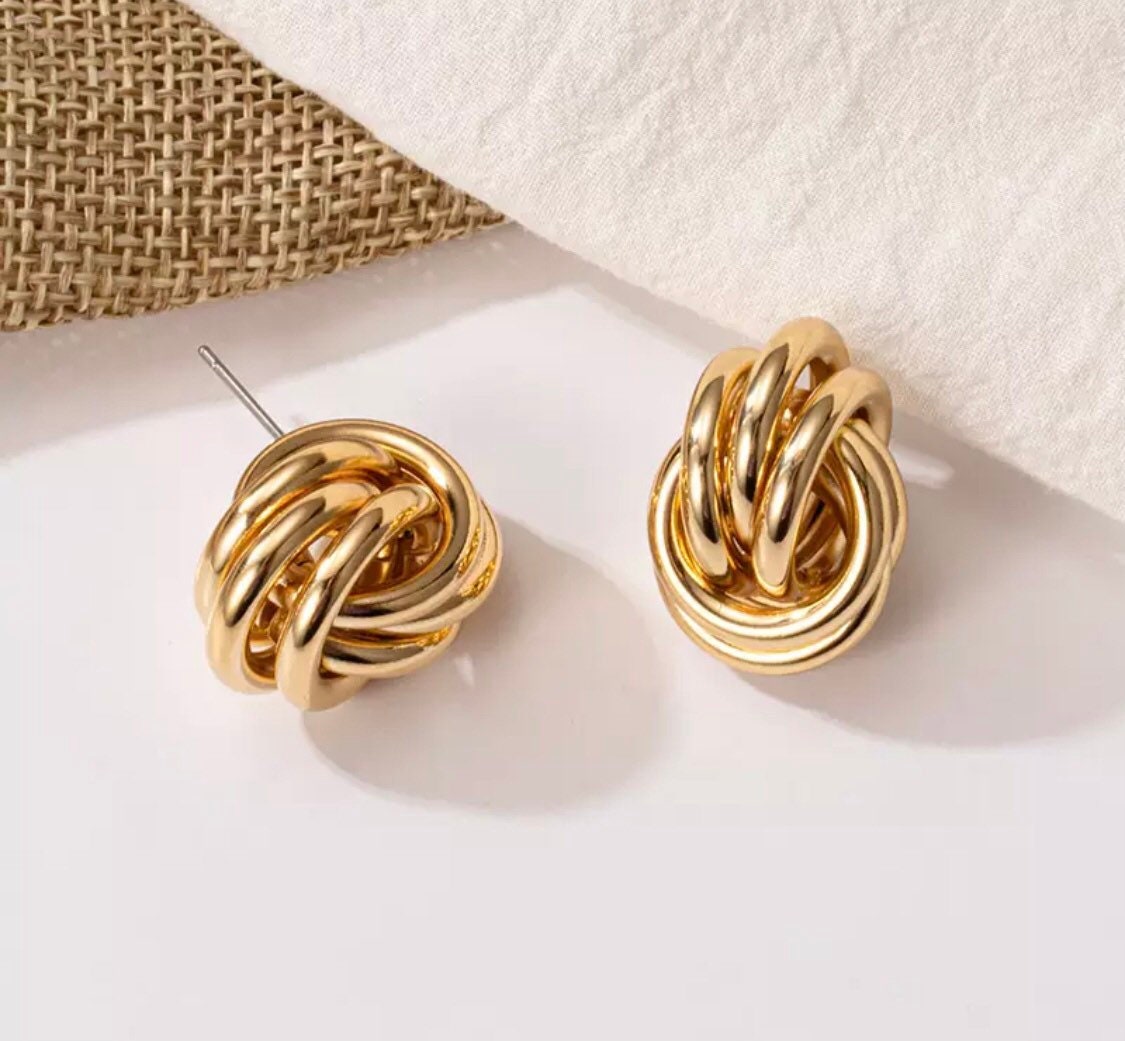 Knot Twist Earring - Etsy