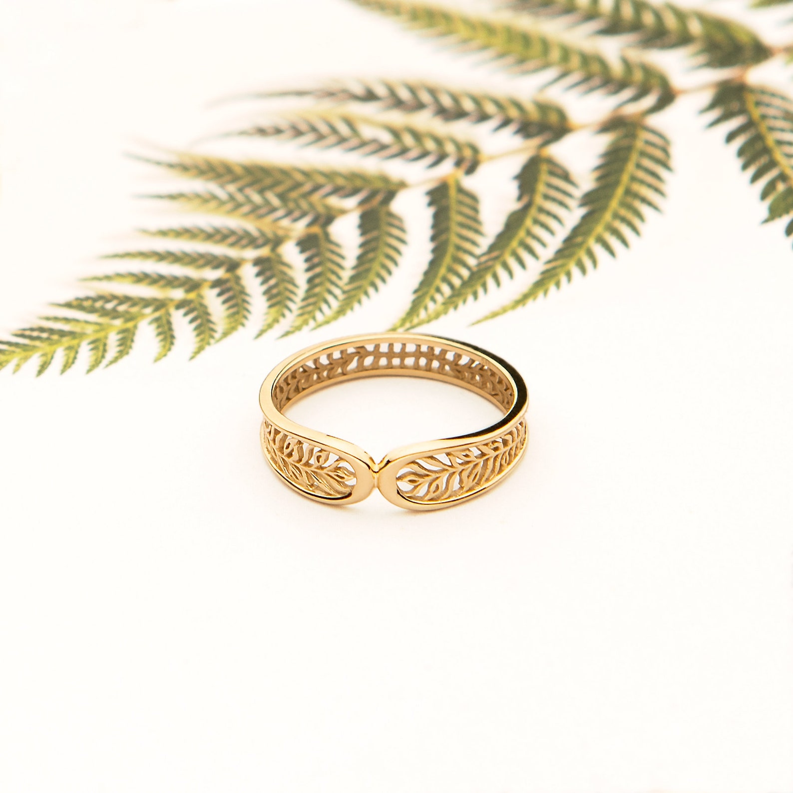 Fern Gold Wedding Ring With a Fern Motif. the Fern Gives the | Etsy